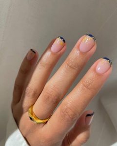 23 Trendy French Tip Nail Designs You Will Obsess Over