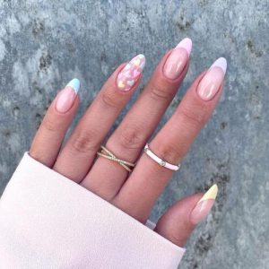 23 Trendy French Tip Nail Designs You Will Obsess Over