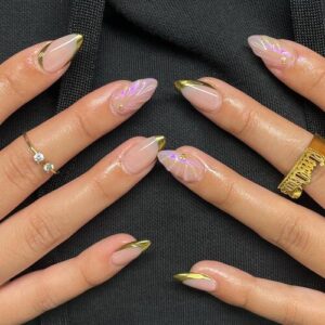 26 Eye-Catching Concert Nails That Are A Stunning Work Of Art