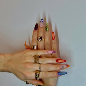 26 Eye-Catching Concert Nails That Are A Stunning Work Of Art
