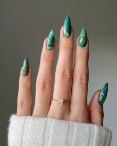 27 Gorgeous Green Nails To Try For Your Next Manicure