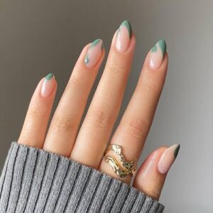 27 Gorgeous Green Nails To Try For Your Next Manicure